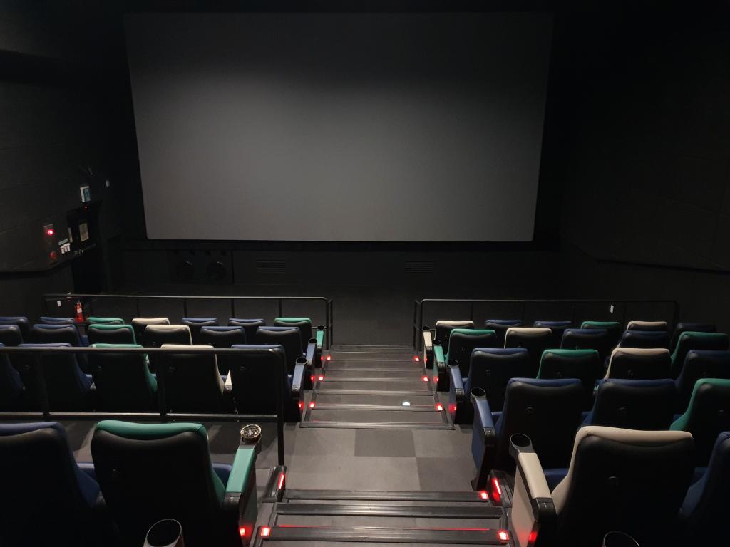 익스트림무비 - 지난 12월말 새롭게 문을 연 cgv 서면 상상마당 리뷰