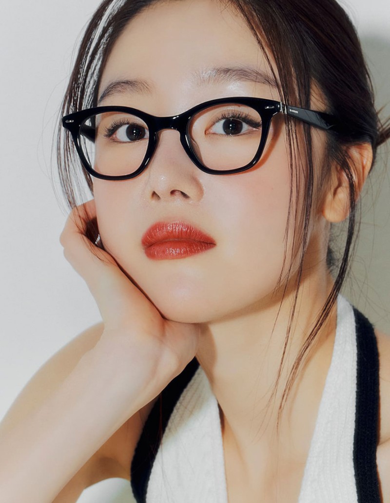 익스트림무비 한선화 X 퍼블릭비컨 2023 컬랙션 화보