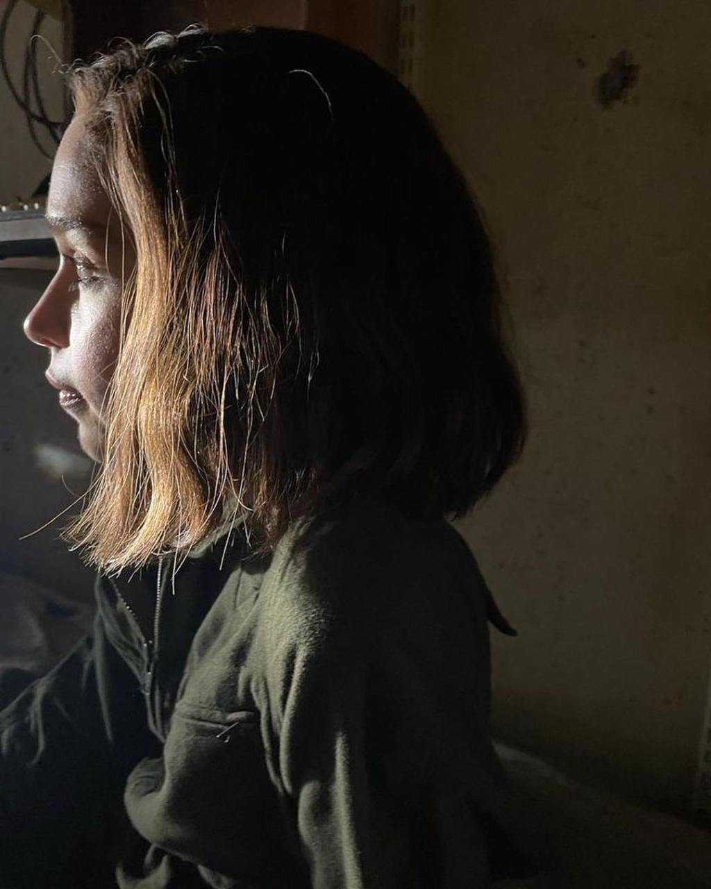 익스트림무비 - 에밀리아 클라크가 공개한 [시크릿 인베이젼] 비하인드 스틸