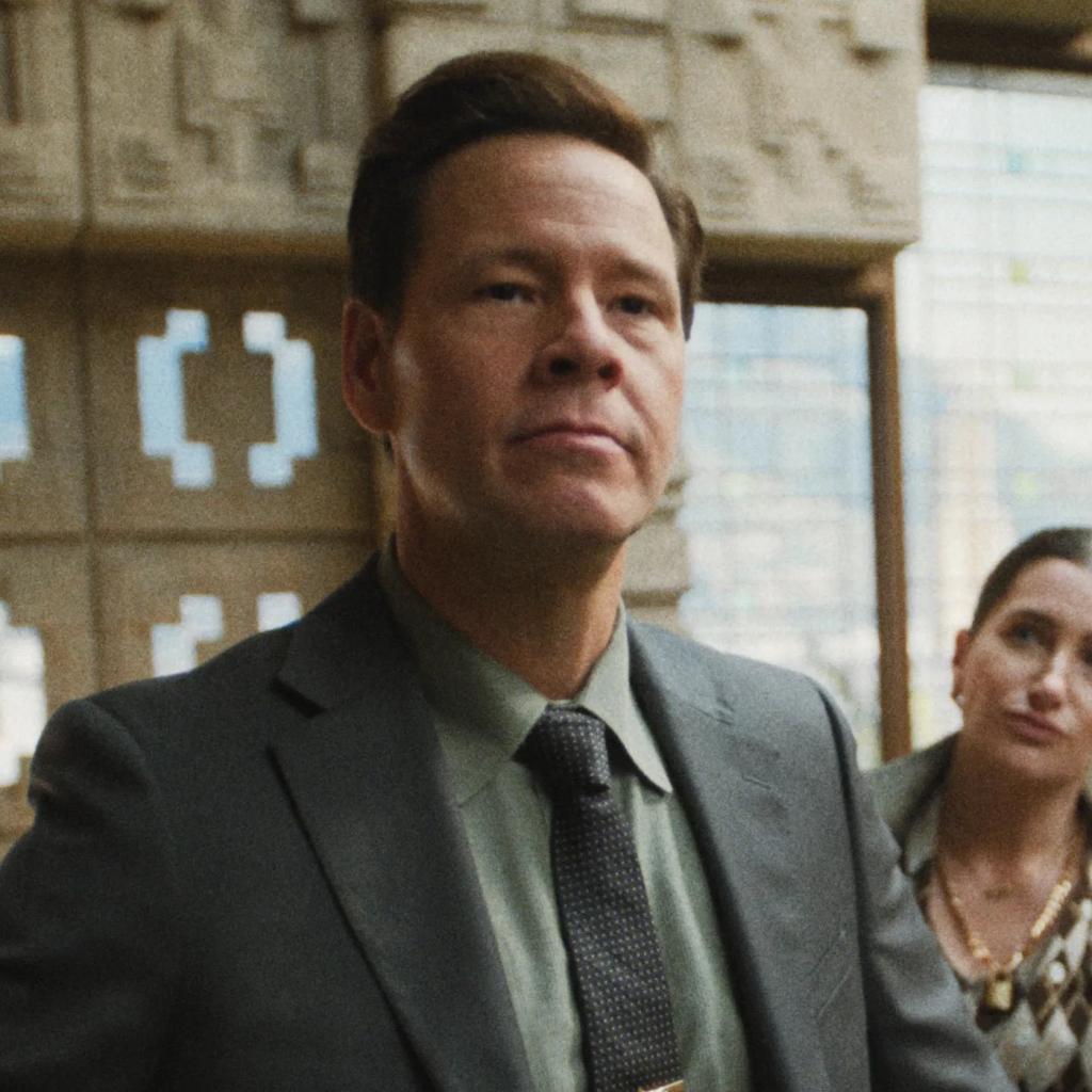 익스트림무비 - 아이크 바린홀츠, 루카 구아다니노 감독 신작 ‘아티피셜’ 일론 머스크 역 캐스팅