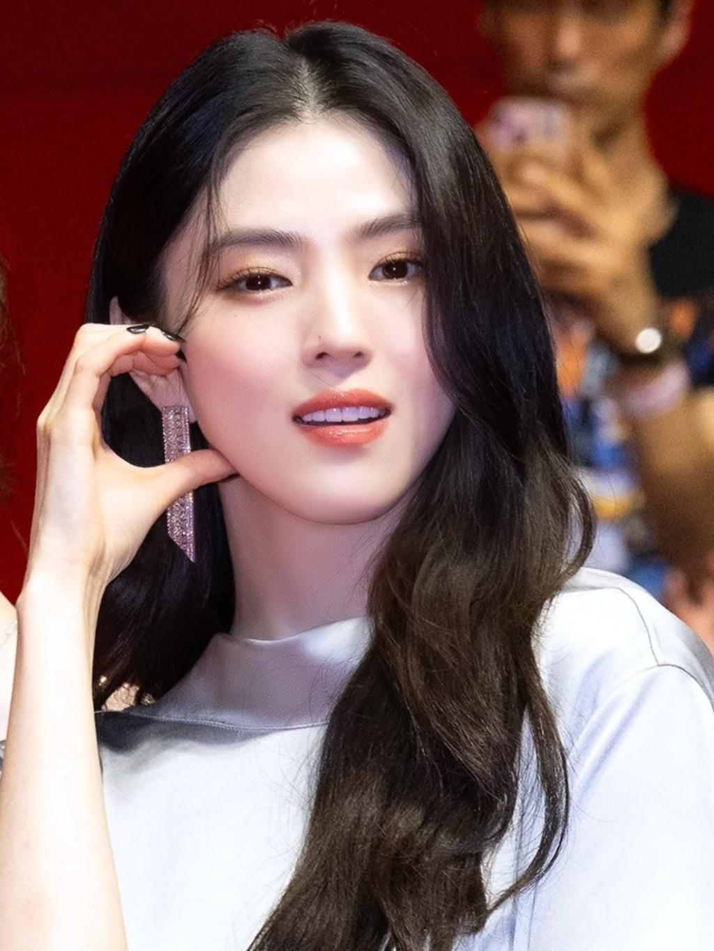 익스트림무비 - 한소희 & 전종서 부국제 레드카펫