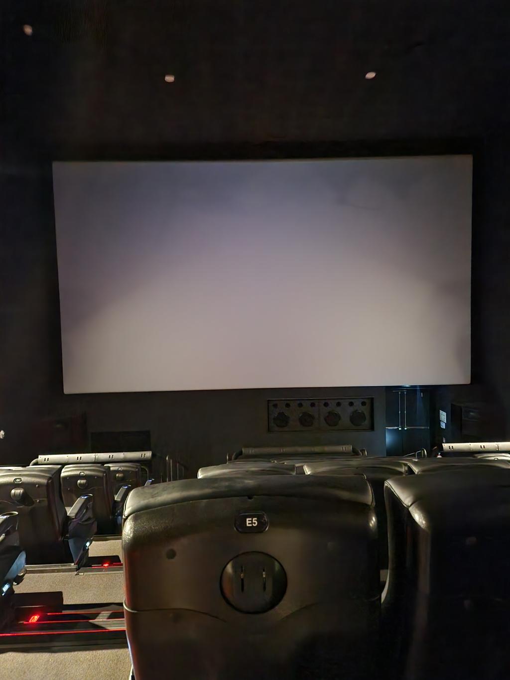 익스트림무비 - CGV 고덕강일 4DX 후기