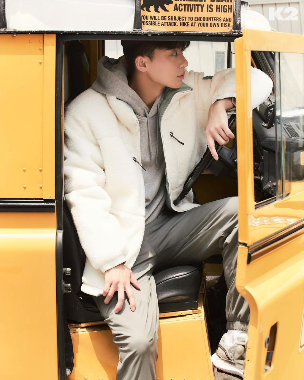 익스트림무비 - 박서준 K2 22FW