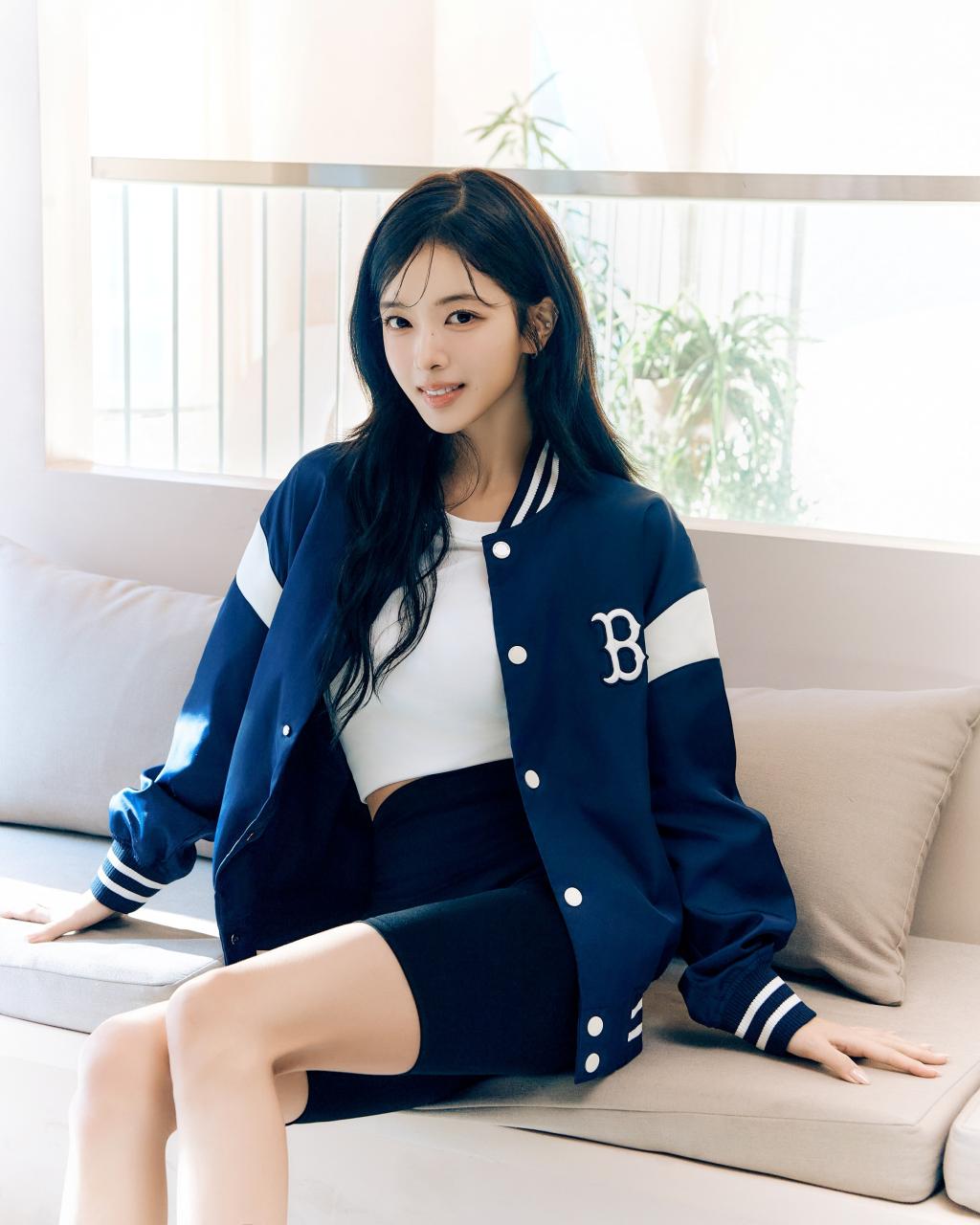 익스트림무비 - '황야' 노정의 MLB 24SS 바시티 컬렉션 화보 #1