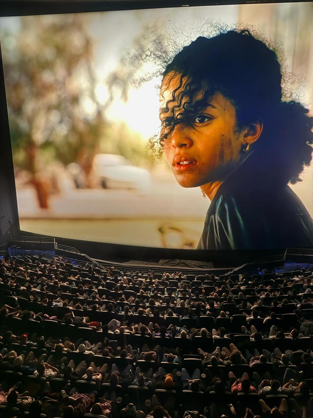 익스트림무비 - 영사기사 관점 '원 배틀 애프터 어나더' '시너스' 해외 IMAX 70미리 재개봉 극장 샷들