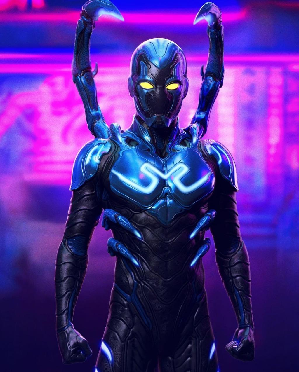 익스트림무비 - '블루비틀' 초기 컨셉아트들, 숄로 마리두에나 수트 장착 과정 영상, 360도 수트 영상 등