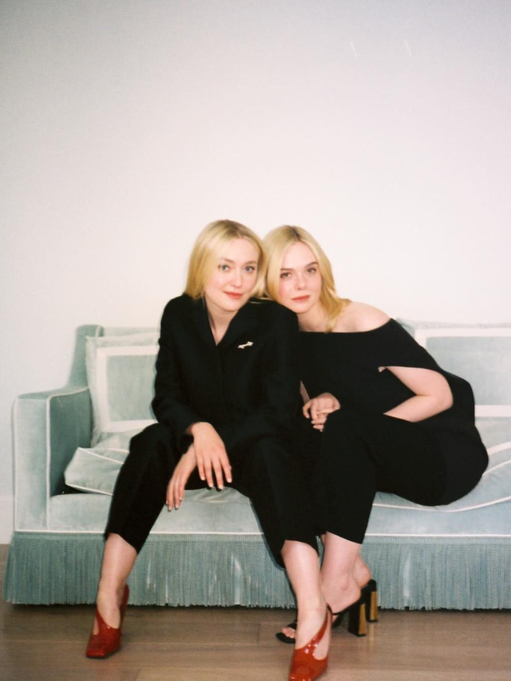 익스트림무비 - 다코타 & 엘 패닝 Lewellen Pictures March 2025