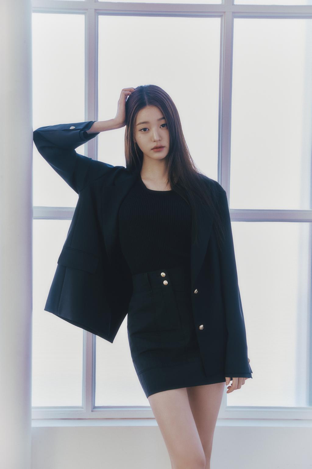 익스트림무비 - 아이브 장원영 SJSJ 2023 봄 화보 #1 #2 (3700x)