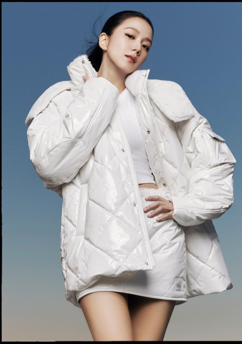 익스트림무비 - 블핑 지수 ALO 풀화보, 데이즈드 코리아 (1400X)