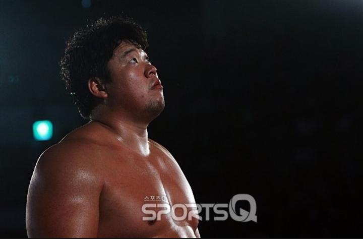 익스트림무비 - 194cm...149kg...