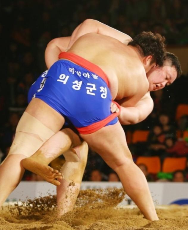 익스트림무비 - 194cm...149kg...