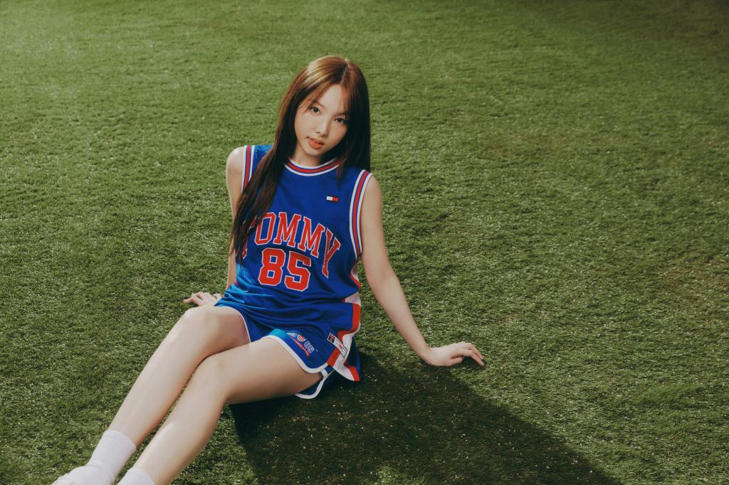 익스트림무비 오늘 갤러리 르세라핌 카즈하 엘르 트와이스 나연 타미진스 24ss 게임즈 컬렉션 화보 트와이스 쯔위 성소 화보