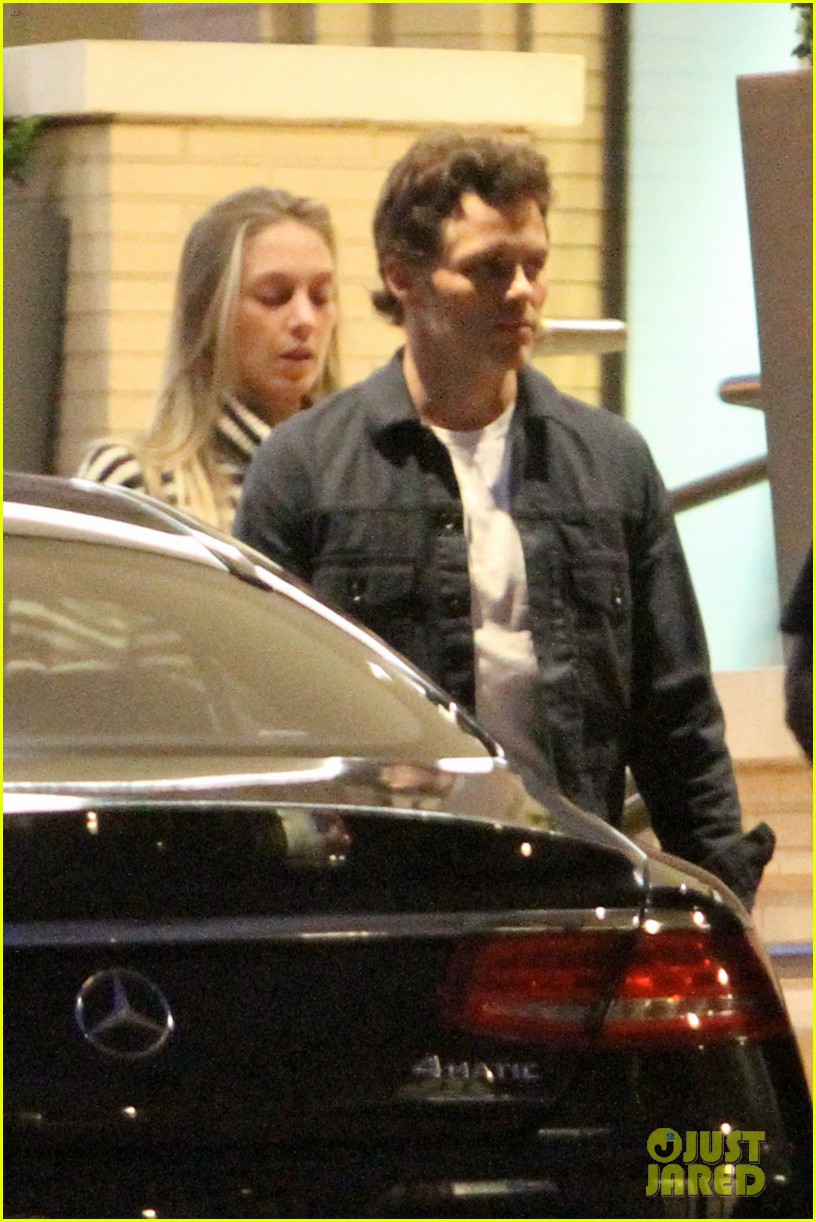 익스트림무비 - 제임스 마스던 여친과 쇼핑 중